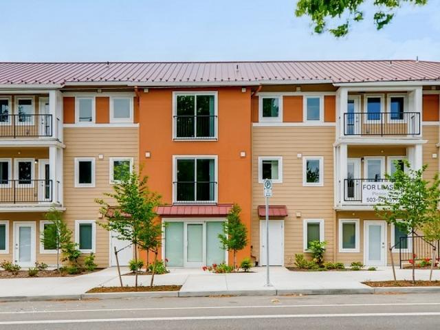 2 BR, 2.5 BA Apartment 14775 NE Couch Street Unit A TE, Portland, OR 97230