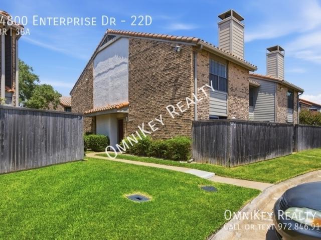 2 BR, 2.5 BA Apartment 14800 Enterprise Dr, Farmers Branch, TX 75234