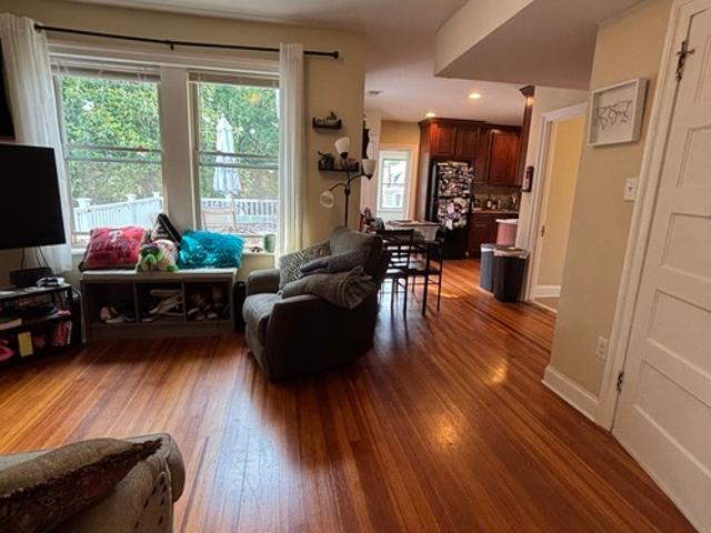2 BR, 2.5 BA Apartment 1501 North Broom Street, Unit 2/3, Wilmington, DE 19806