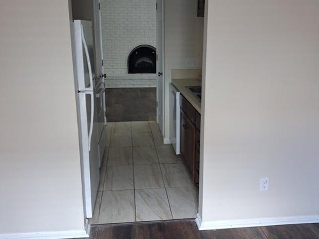 2 BR, 2.5 BA Apartment 15 Rue Royal, Unit Burlington Woods Properties / Chateaux L'Aiglon LG Townhomes, Kettering, OH 45429