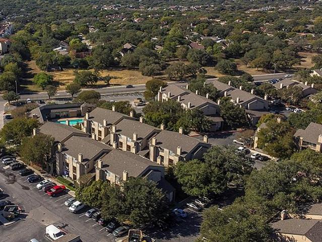 2 BR, 2.5 BA Apartment 16550 Henderson Pass Unit 1407, San Antonio, TX 78232