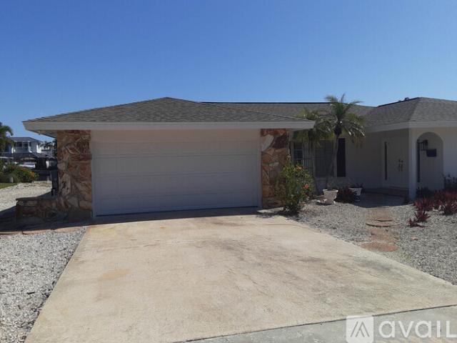 2 BR, 2.5 BA Apartment 1666 Sabal Palm Dr, Sanibel, FL 33957