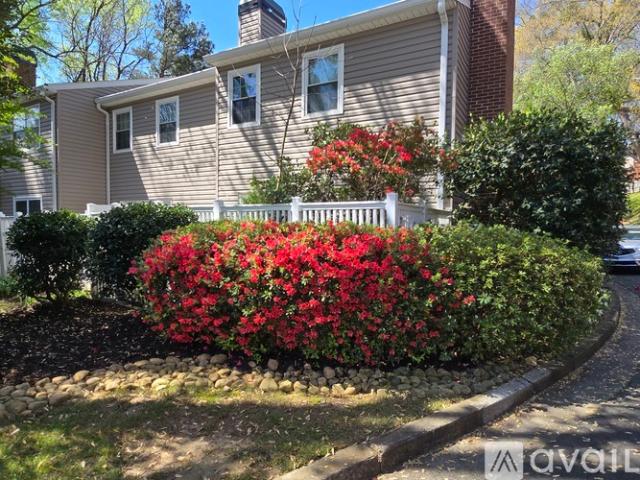 2 BR, 2.5 BA Apartment 1750 Clairmont Road, Unit 1, Decatur, GA 30033