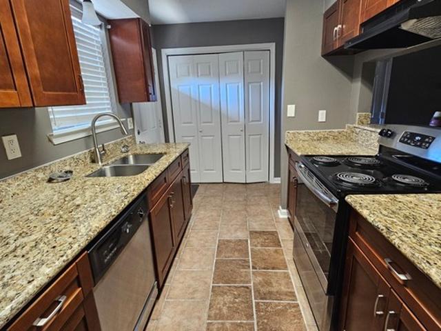 2 BR, 2.5 BA Apartment 1783 Boulevard De Province, Unit C, Baton Rouge, LA 70816