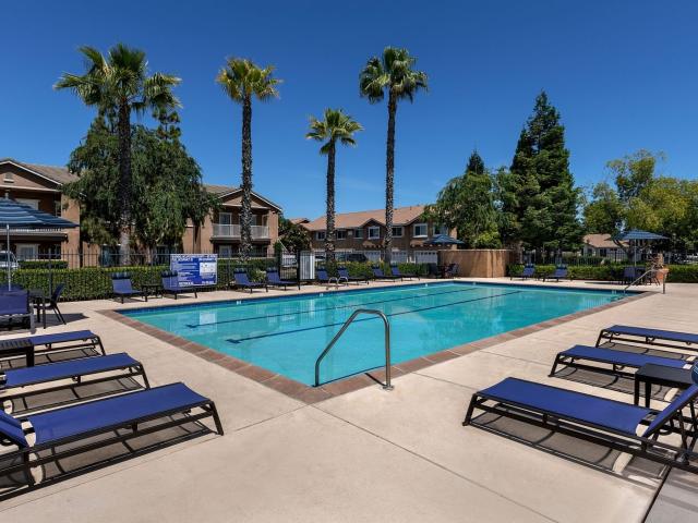 2 BR, 2.5 BA Apartment 1890 Junction Boulevard Unit 1615, Roseville, CA 95747