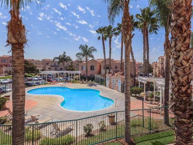 2 BR, 2.5 BA Apartment 18005 Annes Circle Unit 33 201, Canyon Country, CA 91387