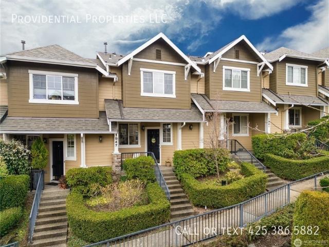 2 BR, 2.5 BA Apartment 1947 NE Killian Ln, Issaquah, WA 98029