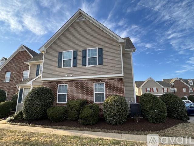 2 BR, 2.5 BA Apartment 218 Fireweed Ct, Chesapeake, VA 23320