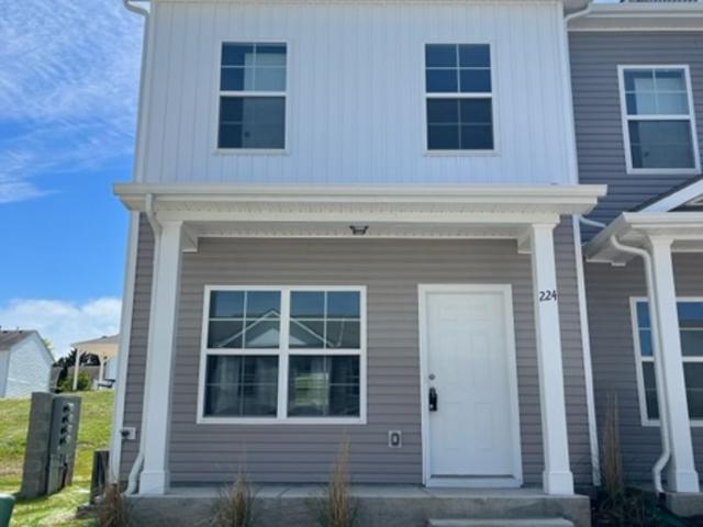 2 BR, 2.5 BA Apartment 224 Tara Ct, Columbia, TN 38401