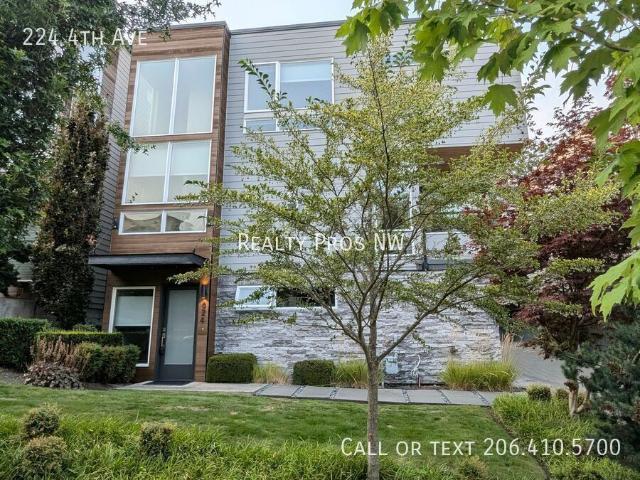 2 BR, 2.5 BA Apartment 224 4th Ave, Kirkland, WA 98033