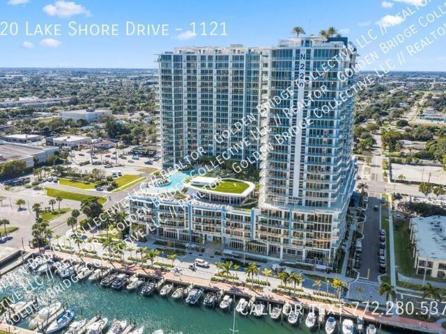 2 BR, 2.5 BA Apartment 220 Lake Shore Drive, Lake Park, FL 33403