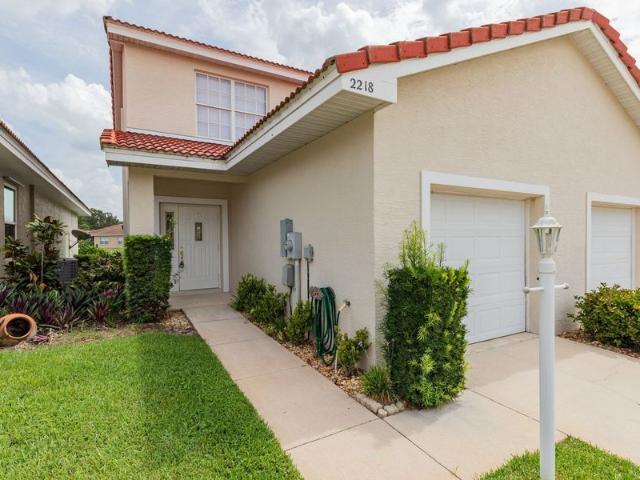2 BR, 2.5 BA Apartment 2218 Garden Lake Dr, Winter Haven, FL 33884