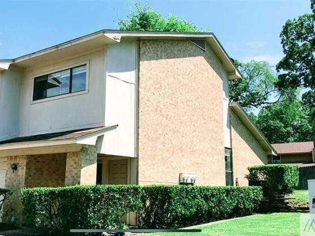 2 BR, 2.5 BA Apartment 2301 Villa Drive, Tyler, TX 75703