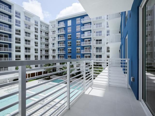 2 BR, 2.5 BA Apartment 2335 NE 186th St. Unit 1_0210, Miami, FL 33180