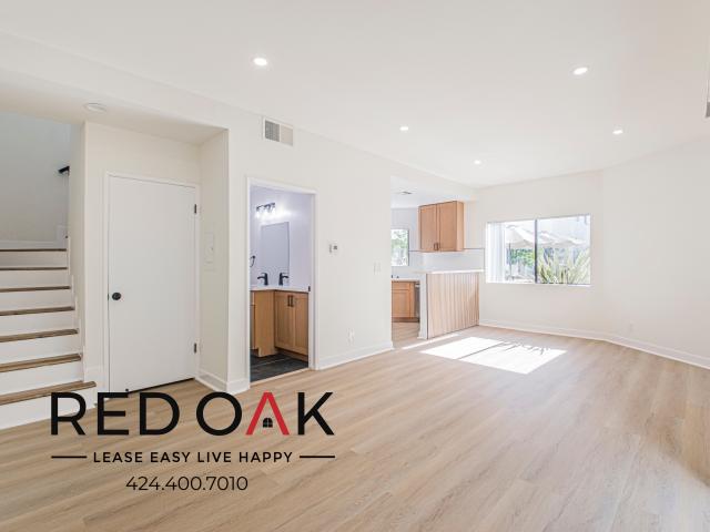 2 BR, 2.5 BA Apartment 2500 Abbot Kinney Blvd, Venice, CA 90291