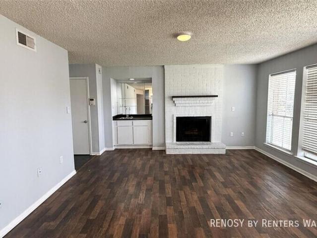 2 BR, 2.5 BA Apartment 250 El Dorado Blvd, Webster, TX 77598