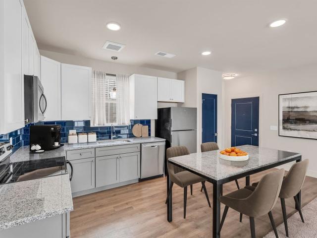 2 BR, 2.5 BA Apartment 26800 Carronade Drive Unit 19 2010, Perrysburg, OH 43551