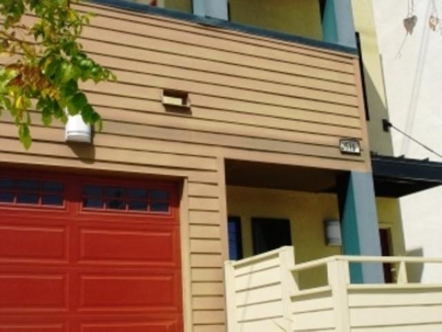 2 BR, 2.5 BA Apartment 2615 R Street, Sacramento, CA 95816