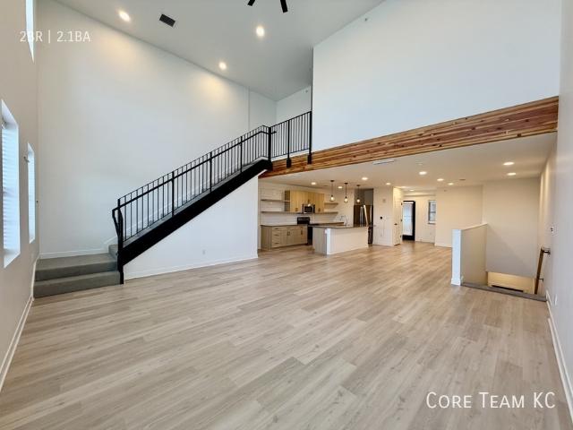 2 BR, 2.5 BA Apartment 2913 N Oak Trafficway, Kansas City, MO 64116