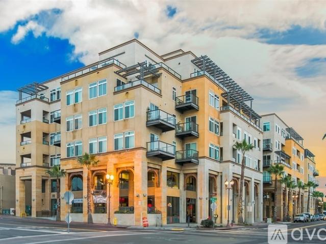 2 BR, 2.5 BA Apartment 301 Mission Avenue, Unit 503, Oceanside, CA 92054