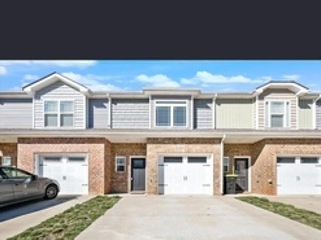 2 BR, 2.5 BA Apartment 314 Fallow Circle, Clarksville, TN 37040