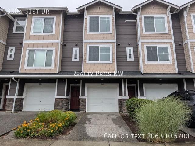 2 BR, 2.5 BA Apartment 3305 31st Dr, Everett, WA 98201