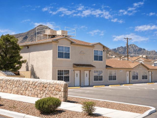 2 BR, 2.5 BA Apartment 3575 Lincoln Ave Unit 373, El Paso, TX 79924