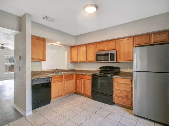 2 BR, 2.5 BA Apartment 3656 North Goldenrod Road Unit 3640#103, Winter Park, FL 32792