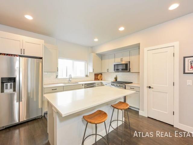 2 BR, 2.5 BA Apartment 3810 N Olive Street, Denver, CO 80207
