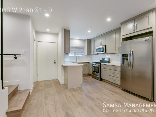 2 BR, 2.5 BA Apartment 4053 W 23rd St, Los Angeles, CA 90018