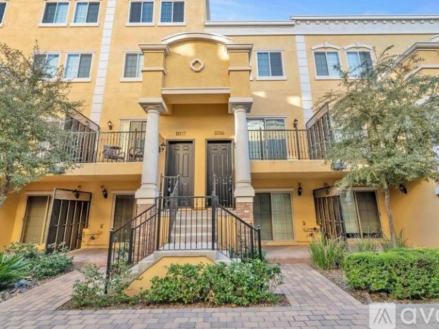 2 BR, 2.5 BA Apartment 421 West 6th Street, Unit 1016, Tempe, AZ 85281