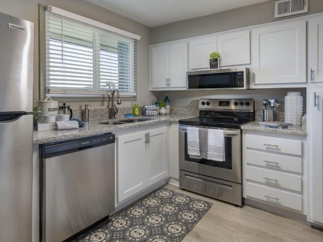 2 BR, 2.5 BA Apartment 4455 Confederate Point Rd Unit 21K, Jacksonville, FL 32210