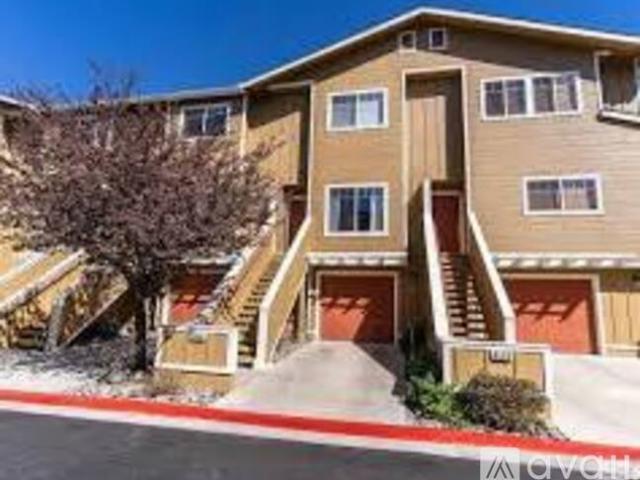 2 BR, 2.5 BA Apartment 4562 Kathleen Denise Lane, Unit Kathleen Denise, Reno, NV 89503