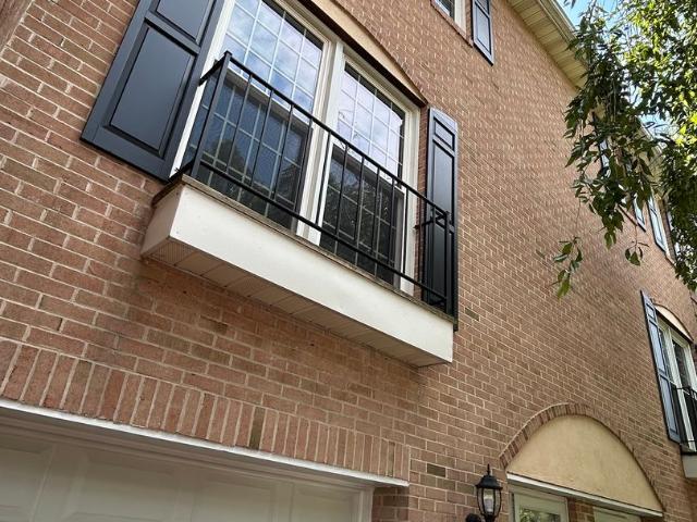 2 BR, 2.5 BA Apartment 4876 Weatherhill Drive, Wilmington, DE 19808