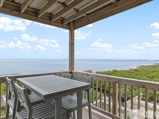 2 BR, 2.5 BA Apartment 48157 E Ocean Blvd, Unit 1, Port Isabel, TX 78578