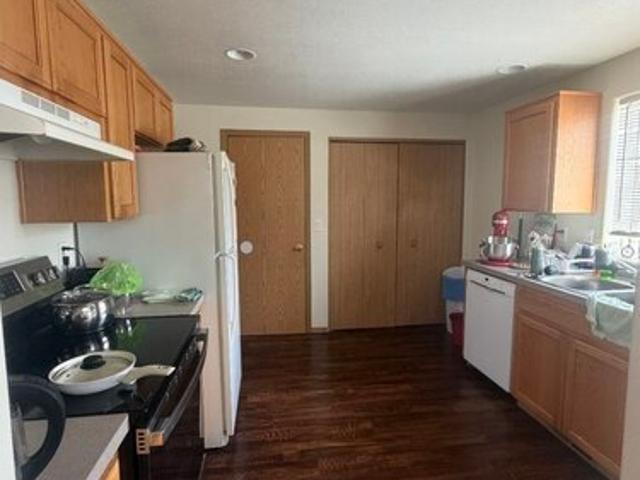 2 BR, 2.5 BA Apartment 5007 Webb Drive Southeast, Turner, OR 97392