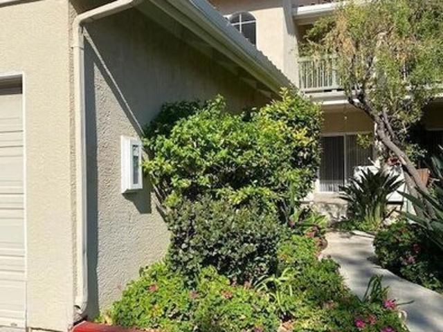 2 BR, 2.5 BA Apartment 5473 Spanish Oak Ln, Unit B, Oak Park, CA 91377