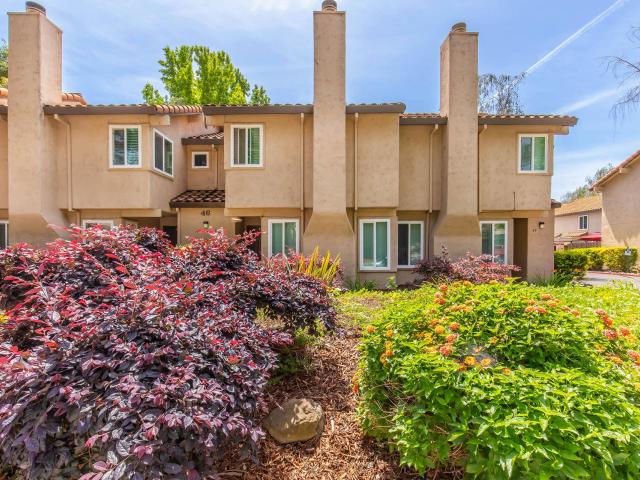 2 BR, 2.5 BA Apartment 54 Quay Ct Unit 63, Sacramento, CA 95831