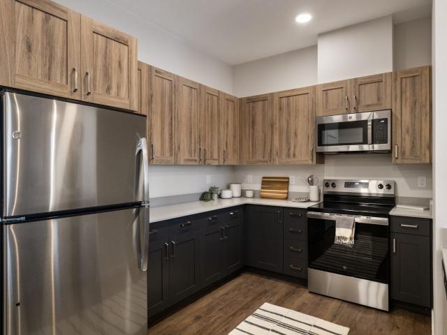 2 BR, 2.5 BA Apartment 5651 West 36th Place Unit G120, Kennewick, WA 99338