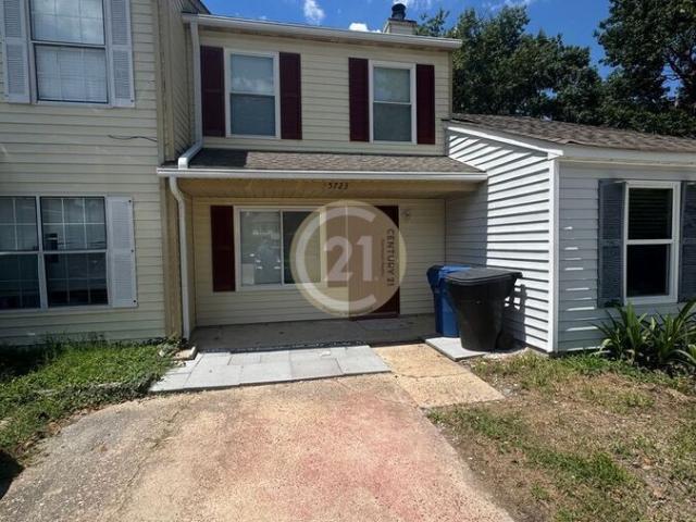 2 BR, 2.5 BA Apartment 5723 Constance Court, Virginia Beach, VA 23462