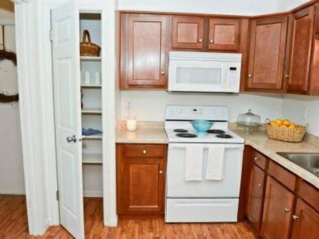 2 BR, 2.5 BA Apartment 5850 Laketon Dr Unit 6732, Indianapolis, IN 46220