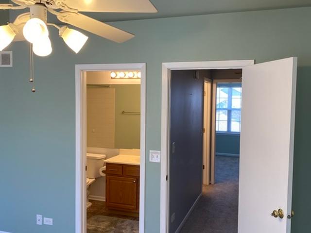2 BR, 2.5 BA Apartment 608 Woodhaven Drive, Unit 608, Mundelein, IL 60060