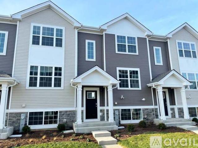 2 BR, 2.5 BA Apartment 6551 Sassafras Wy, Unit C, Wonder Lake, IL 60097