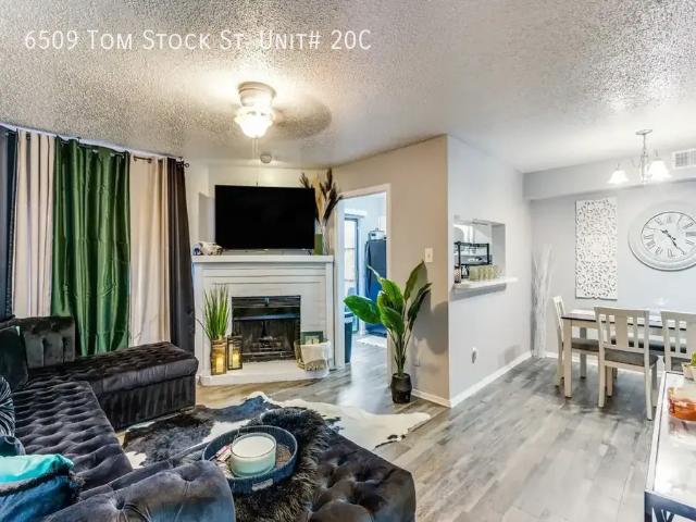 2 BR, 2.5 BA Apartment 6509 Tom Stock St. Unit# 20C, Fort Worth, TX 76116