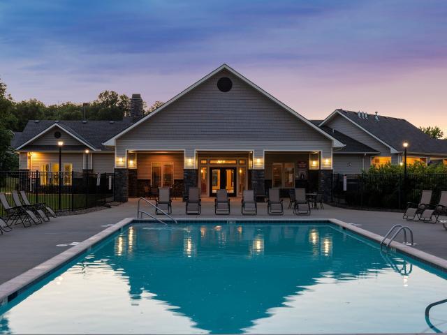 2 BR, 2.5 BA Apartment 6601 Northeast 39th Street Unit 6672TN, Kansas City, MO 64117