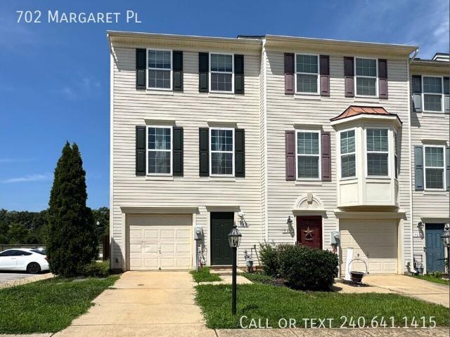 2 BR, 2.5 BA Apartment 702 Margaret Pl, Glen Burnie, MD 21060