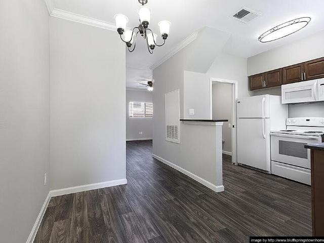 2 BR, 2.5 BA Apartment 7100 Bluff Springs, Austin, TX 78744