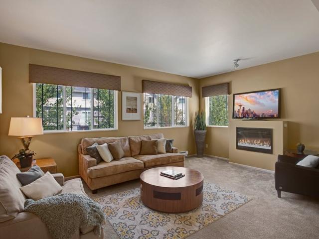 2 BR, 2.5 BA Apartment 7513 177th Street Court East Unit 30 17830, Puyallup, WA 98375