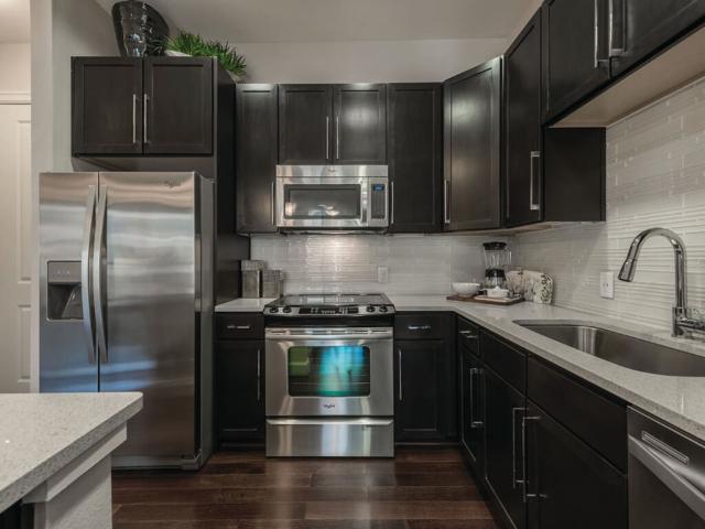 2 BR, 2.5 BA Apartment 801 Town and Country Ln Unit 617, Houston, TX 77024