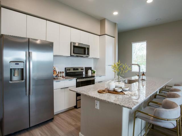 2 BR, 2.5 BA Apartment 8102 N 99th A Unit 1403, Peoria, AZ 85345